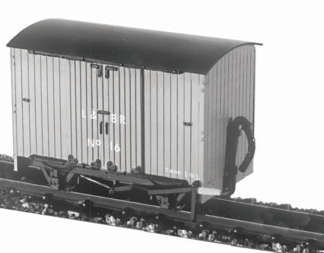 Dundas Models 009 DM16 Lynton & Barnstaple 4 Wheel Goods Van – Malcs Models