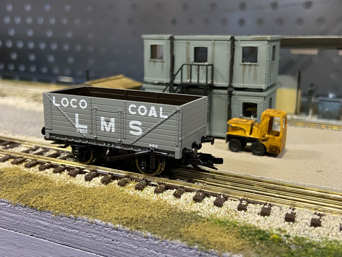 PECO TT:120 Wagon- 7 Plank Open Wagon - LMS Coal – Malcs Models