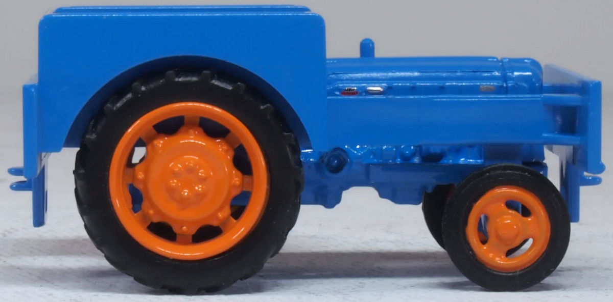 Oxford Rail Fordson Tractor Rail Shunter (Blue) 1:76 – Malcs Models