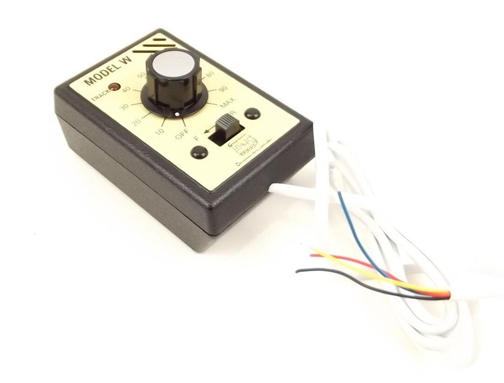 Gaugemaster Analogue Single Track Walkabout Controller – Malcs Models