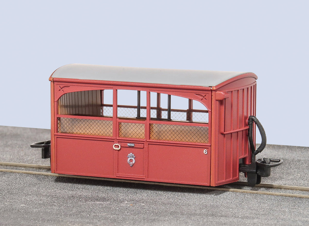GLT Bug Box coach 1970s/80s livery, Zoo Car – Malcs Models