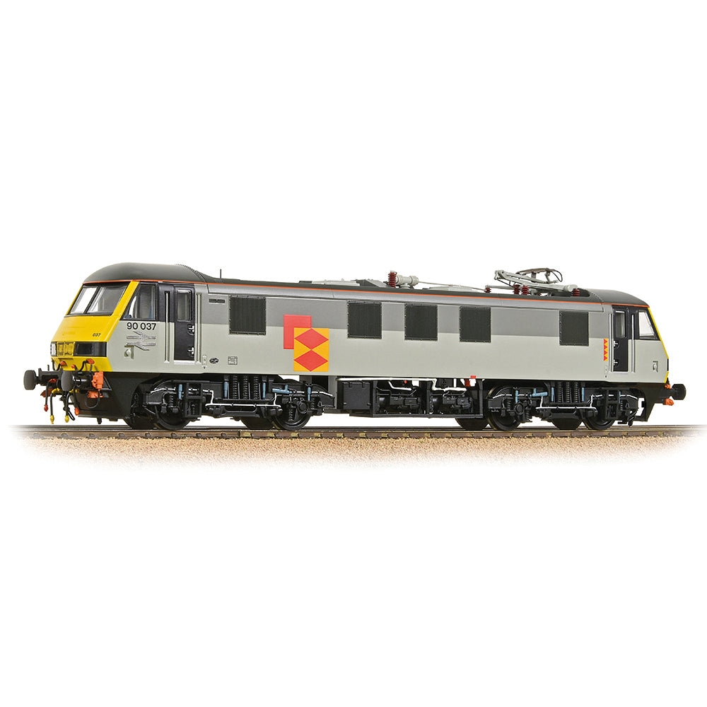 Bachmann Class 90 90037 BR Railfreight Distribution Sector – Malcs Models