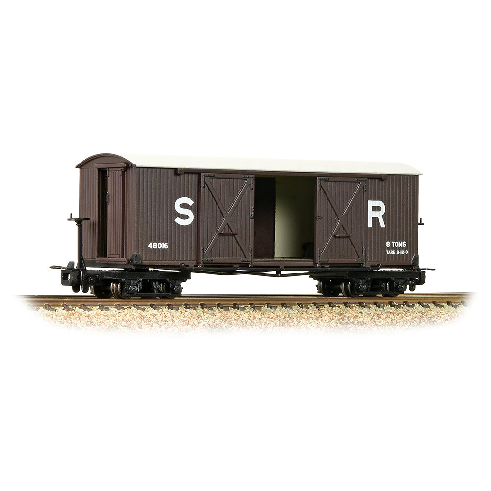 Bachmann 009 Rolling Stock Bogie Covered Goods Wagon SR Brown – Malcs ...