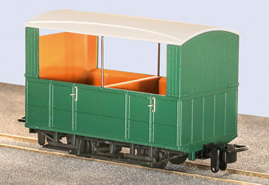 GVT 4 Wheel Open Side Coach No Markings Green – Malcs Models