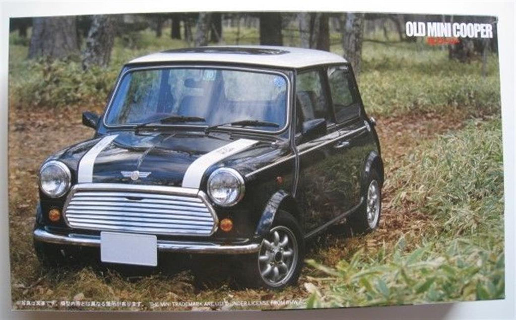 Fujimi 1/24th Scale Classic Rover Mini Cooper – Malcs Models