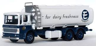 EFE AEC Ergomatic 3 Axle Ellipitcal Tanker Lorry Express Dairy – Malcs ...
